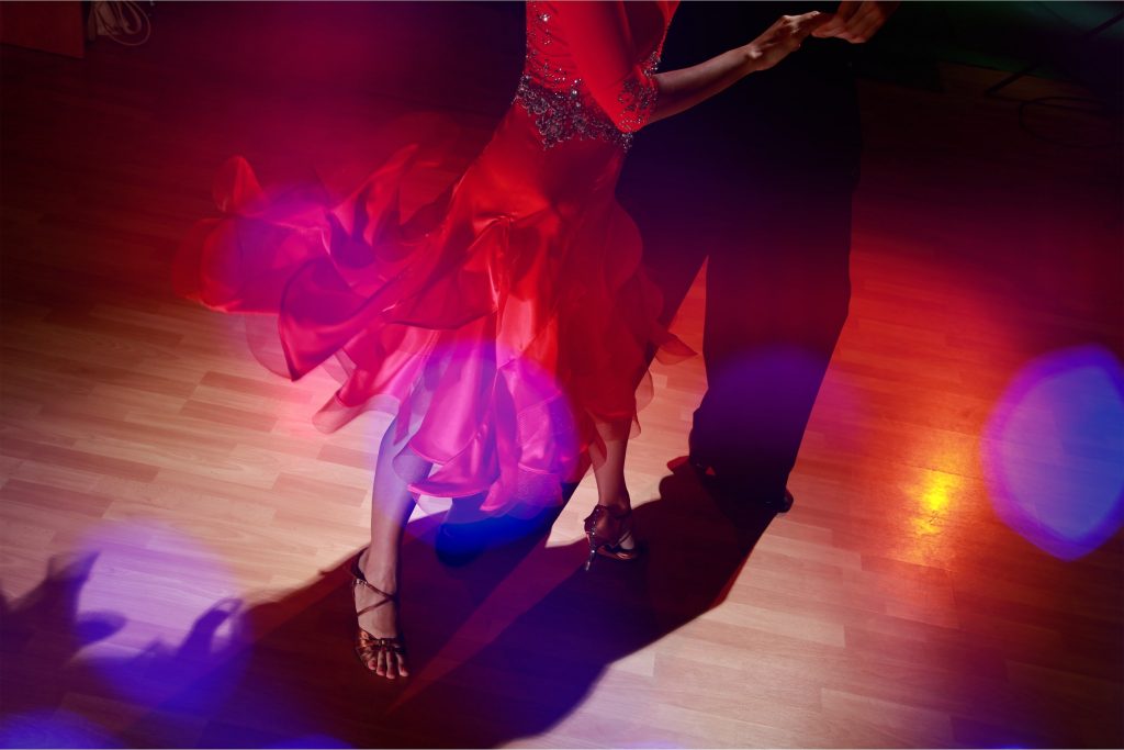 7 Pasos Para Bailar Salsa Como Una Experta Revista Amiga